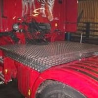 J & P Dunn Ltd, Laurencekirk | Commercial Vehicle Bodywork - Yell