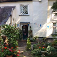 The Lilley Arms, Luton | Bed & Breakfast - Yell