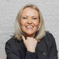 Sparkle with Chloe, Ware | Body Piercing - Yell