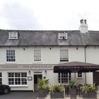 The Queens Head, Weybridge | Pub Restaurants - Yell