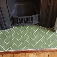 Female Tiler, Loughton | Tilers - Yell